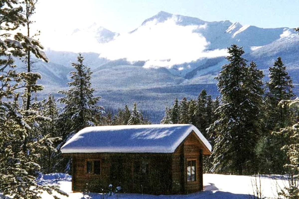 Winter Weekend Getaways | glampinghub.com